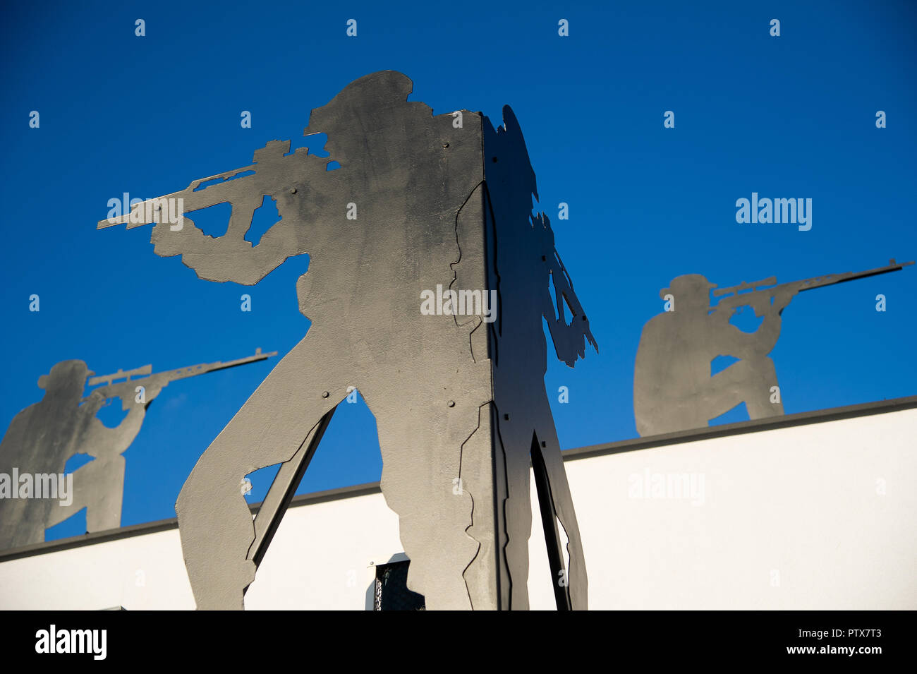 Modular firing range hi-res stock photography and images - Alamy