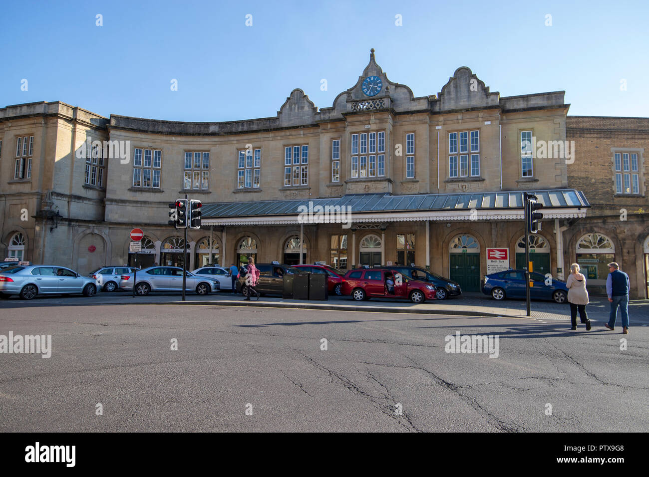 Bath Spa Railway Station Stock Photo - Alamy