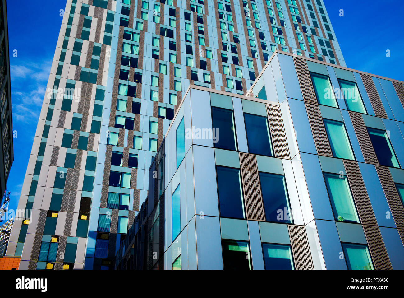 London modernist architecture hi-res stock photography and images - Alamy