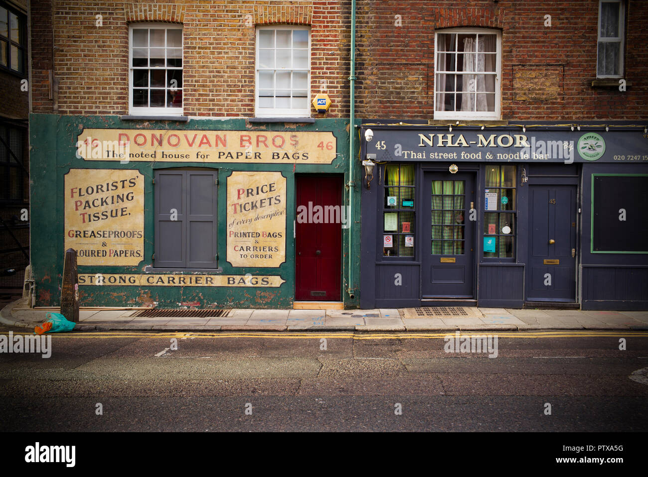 Georgian shop fronts hi-res stock photography and images - Alamy