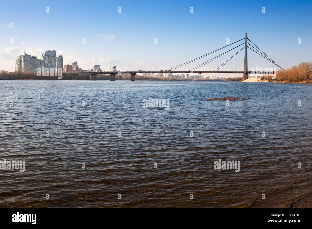 Moscow bridge in kiev hi-res stock photography and images - Alamy