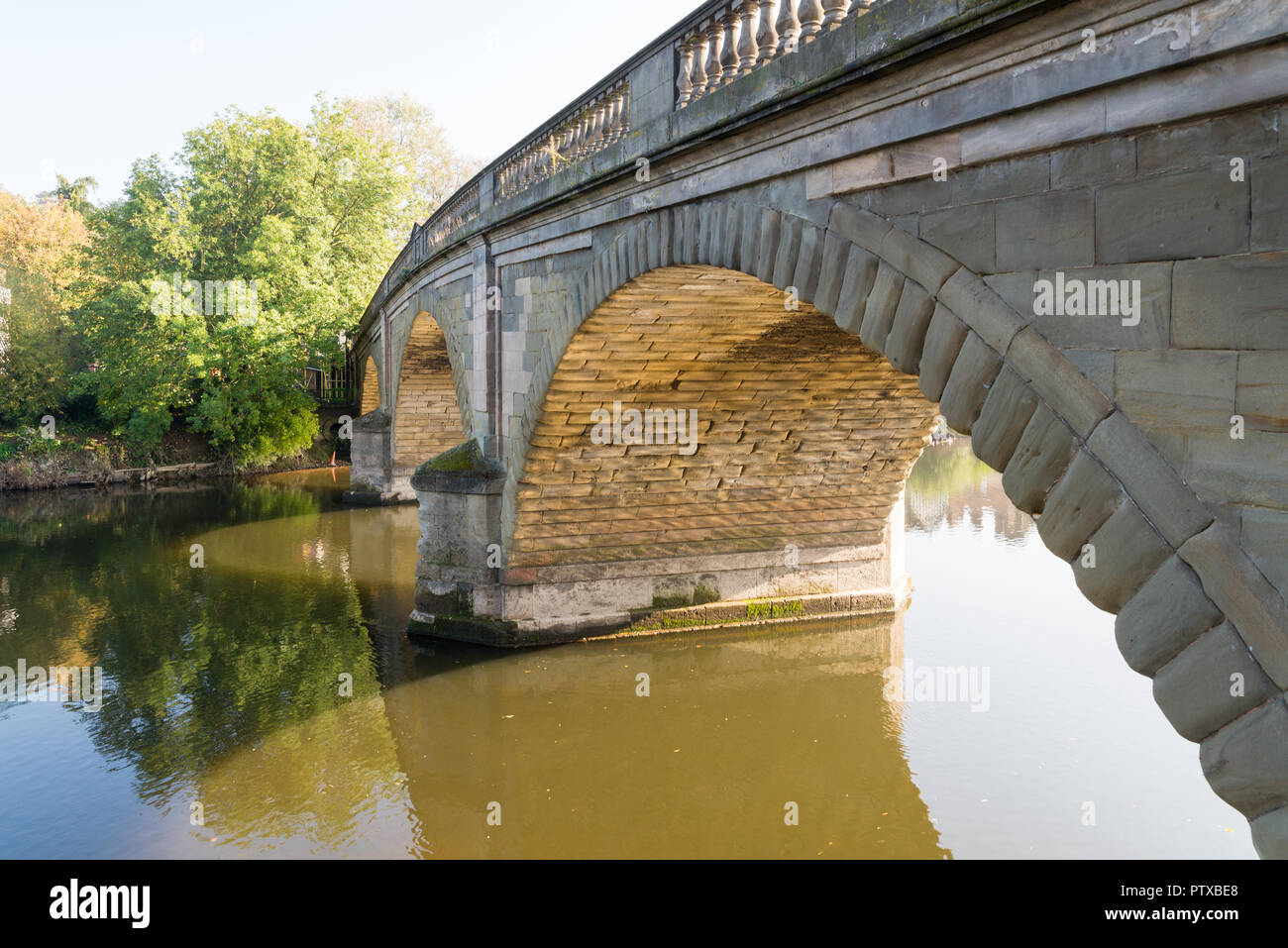 Old severn crossing hi-res stock photography and images - Alamy