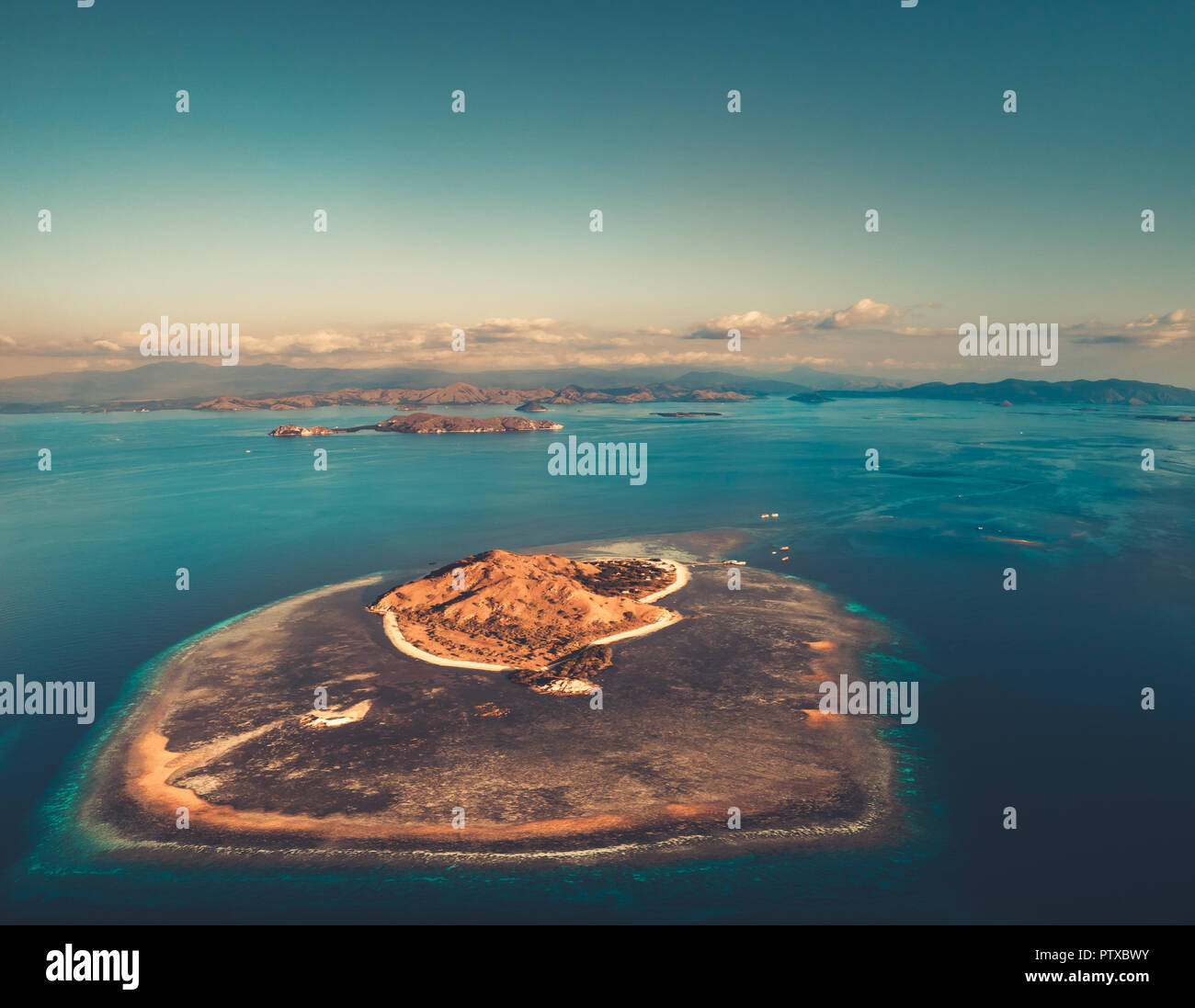 Komodo dragon territory hi-res stock photography and images - Alamy