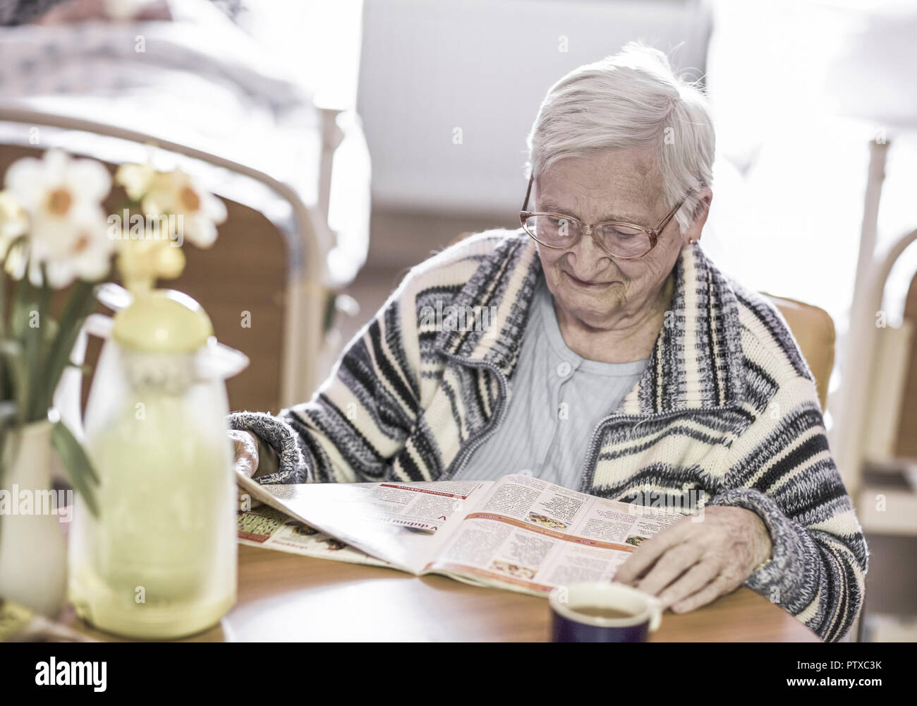 Elderly Model Released High Resolution Stock Photography and Images - Alamy