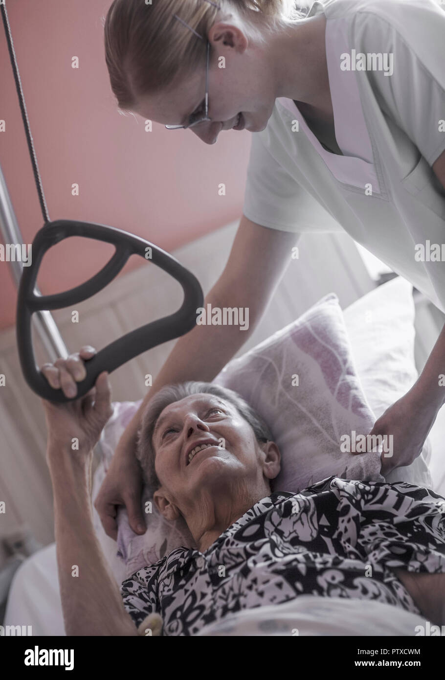 Pflegerin High Resolution Stock Photography and Images - Alamy