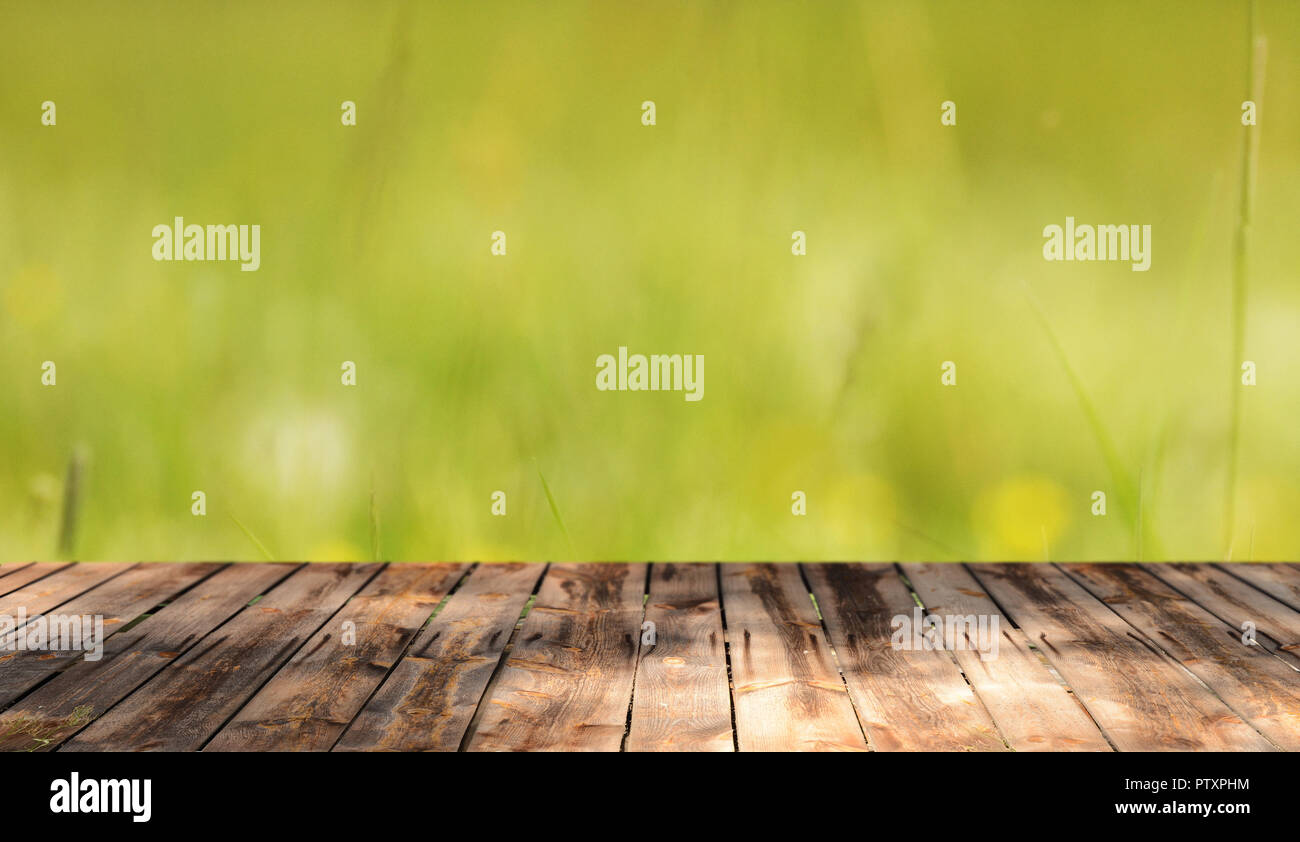 Empty table for display montages Stock Photo - Alamy