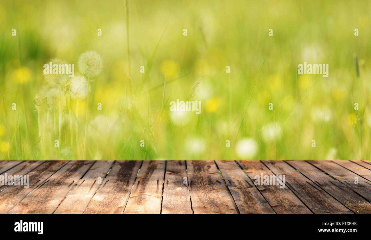 Empty table for display montages Stock Photo - Alamy