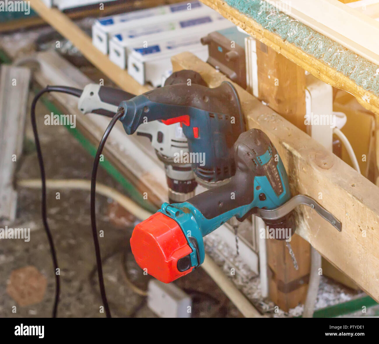 Production of PVC windows, plastic pvc frames, tools, screwdrivers and ...