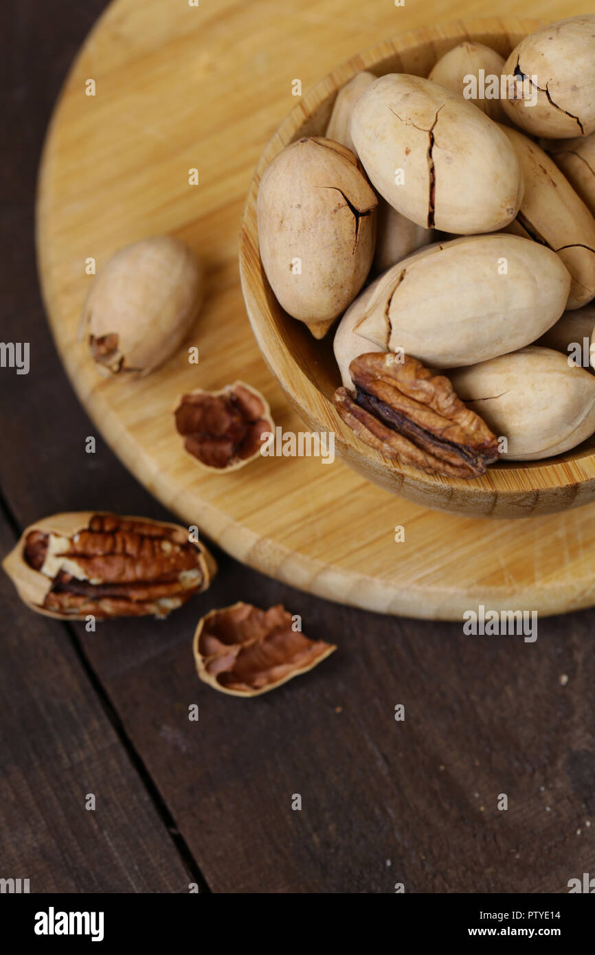 natural organic pecans inshell nuts Stock Photo - Alamy