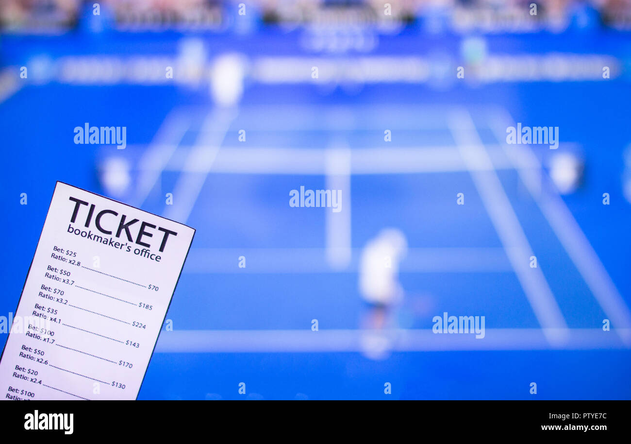 Office table tennis hi-res stock photography and images - Alamy