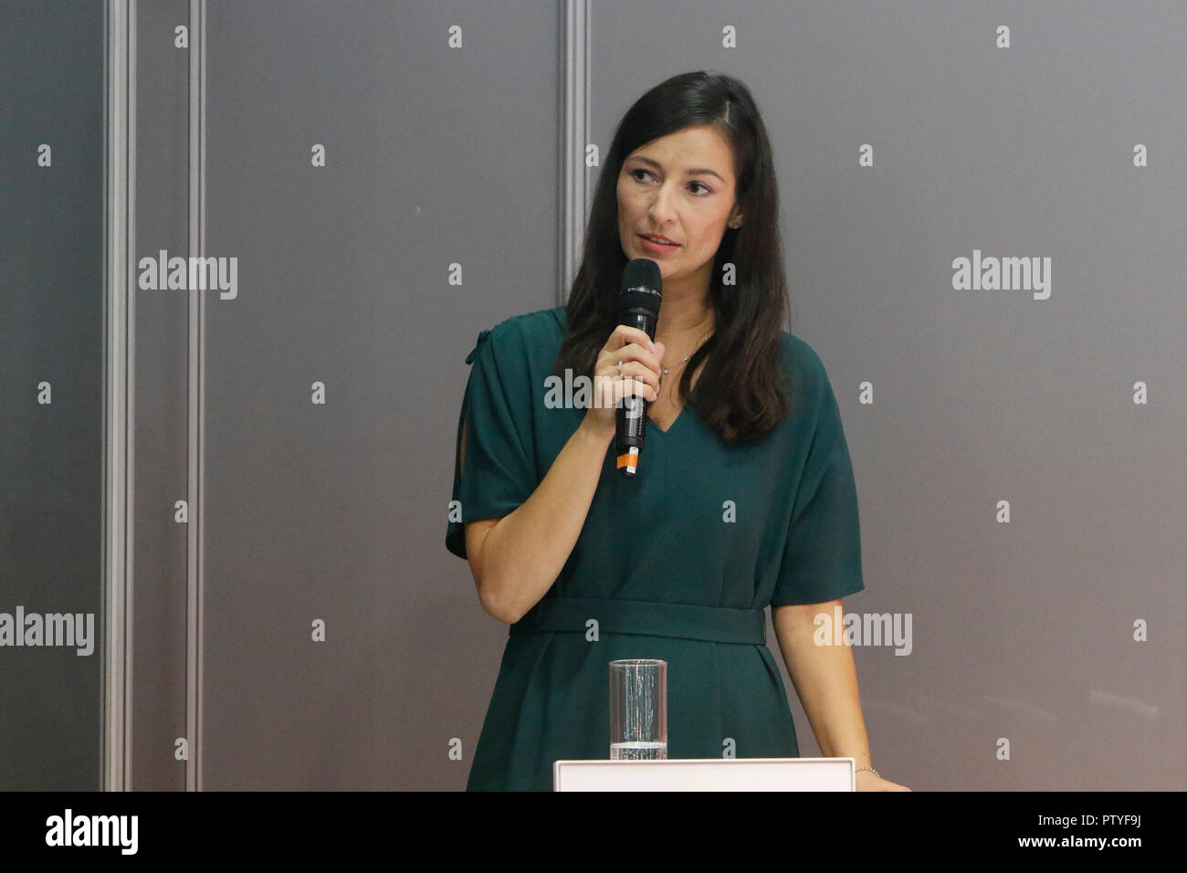 German television presenter hi-res stock photography and images - Alamy