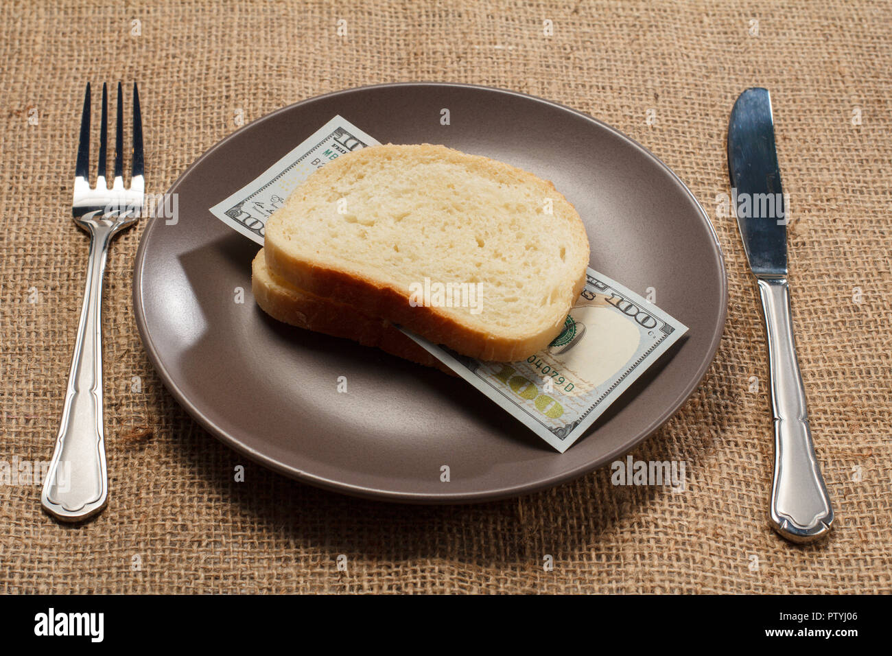 Hundred dollar hamburger hi-res stock photography and images - Alamy