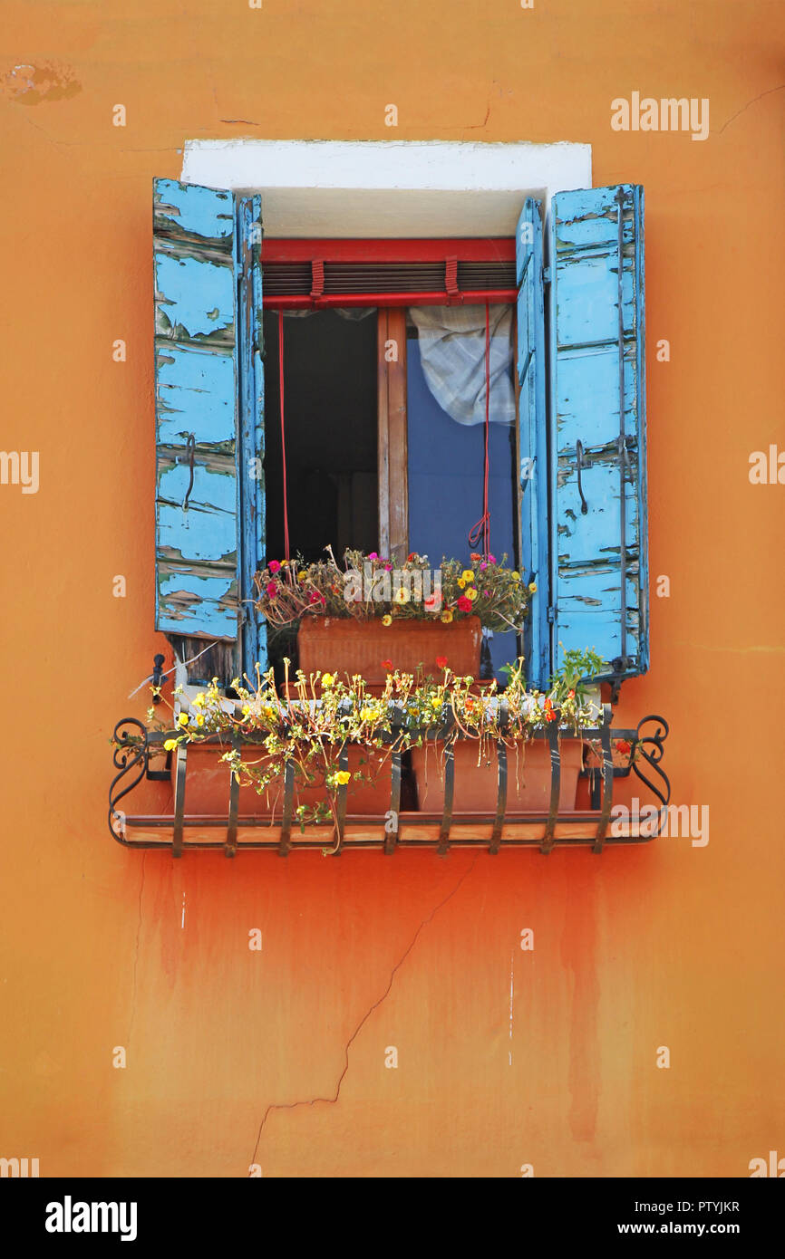 Balcony glass frame hi-res stock photography and images - Alamy