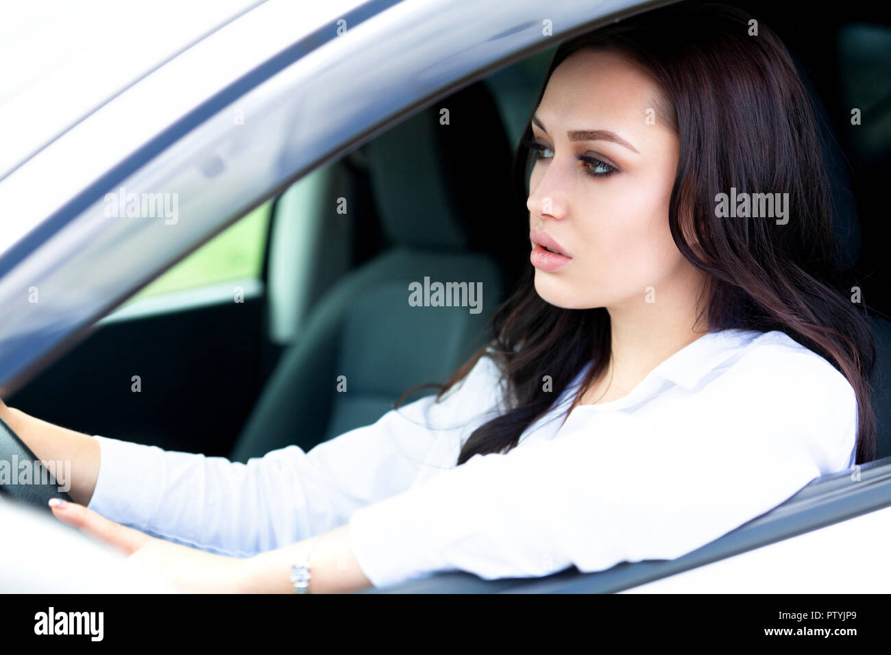 Asian learner driver hi-res stock photography and images - Alamy