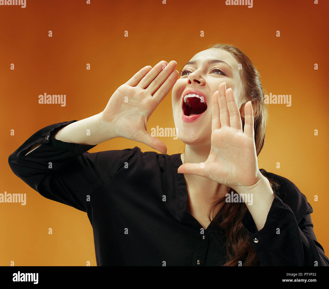 Do not miss. Young casual woman shouting. Shout. Crying emotional woman ...