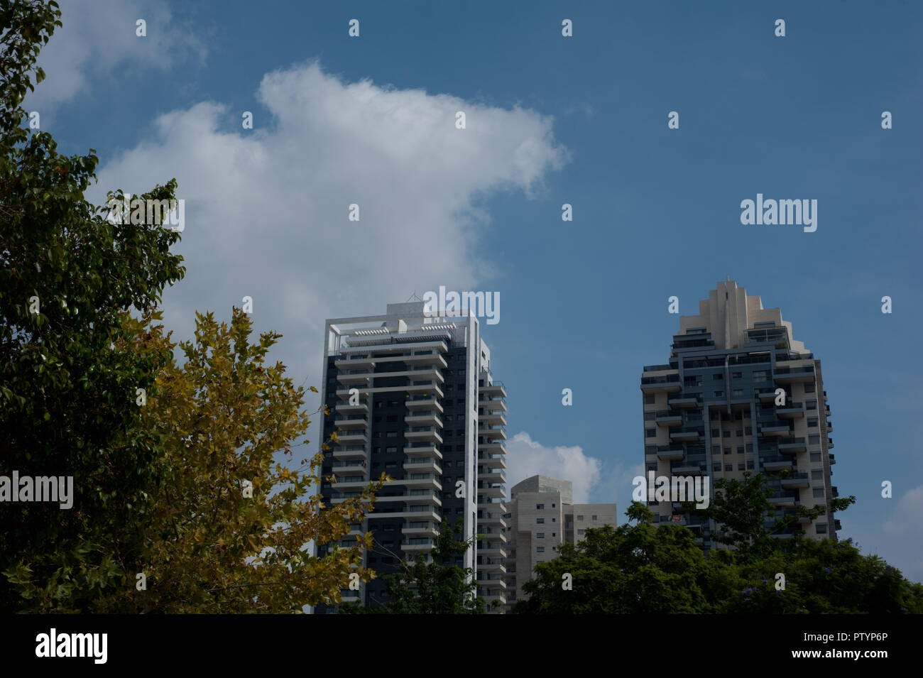 Construction site with new building of a residential quarter hi-res ...