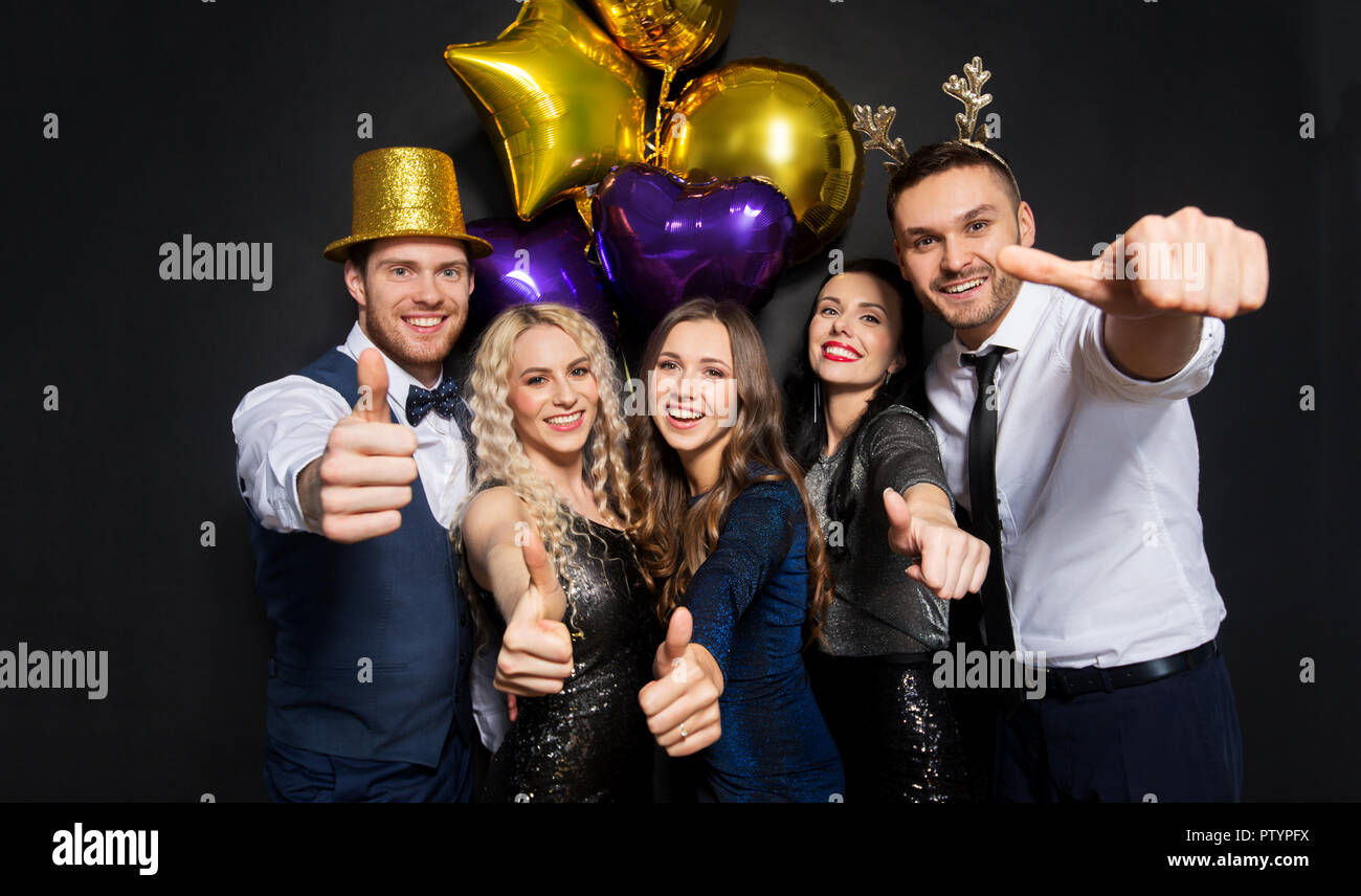 Party showing hi-res stock photography and images - Alamy