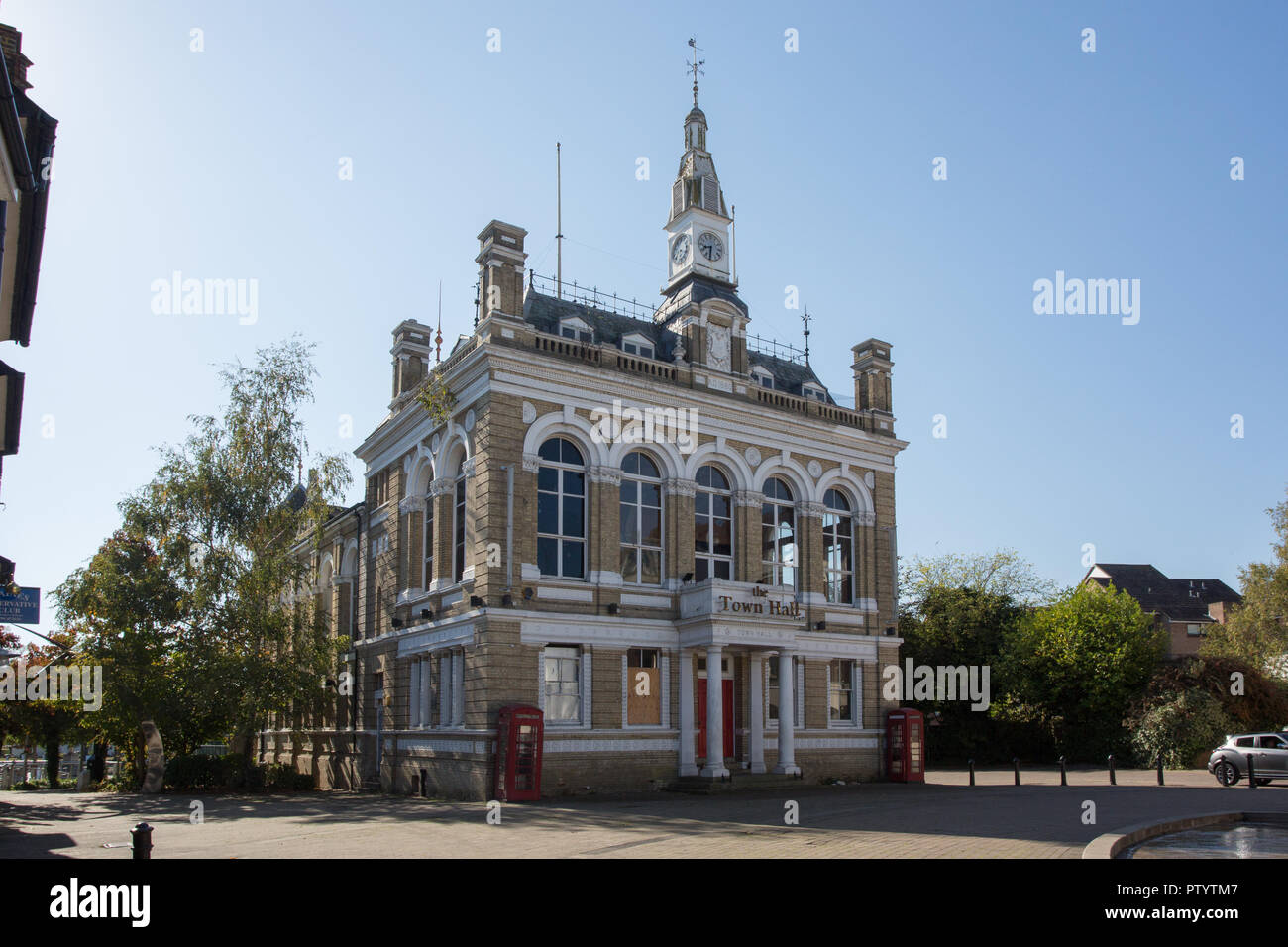 Town Hall, town centre, Staines-upon-Thames, Surrey Stock Photo - Alamy