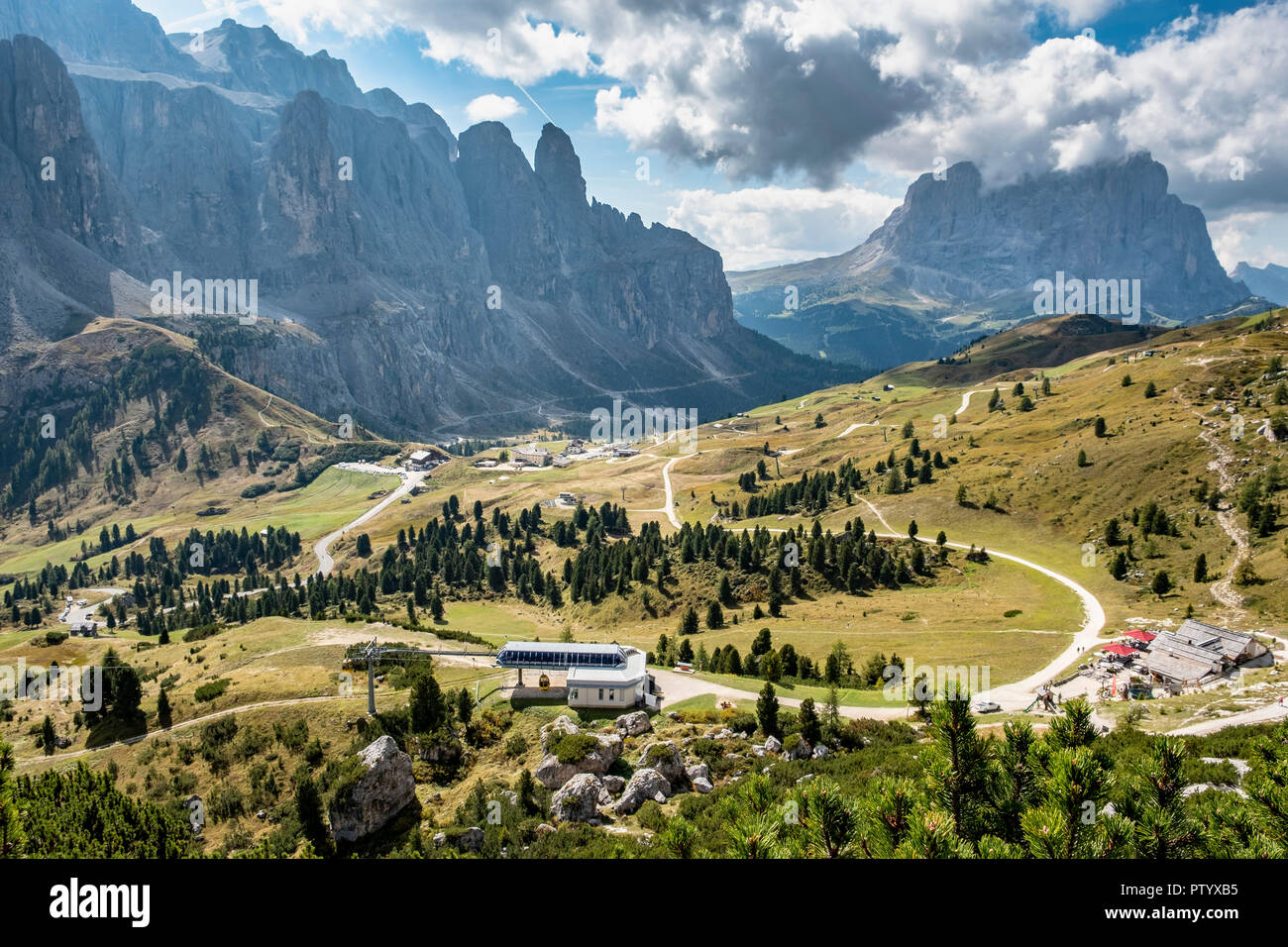 Groeden saddle from Puez-Geisler reserve in the Dolomite alps Stock ...
