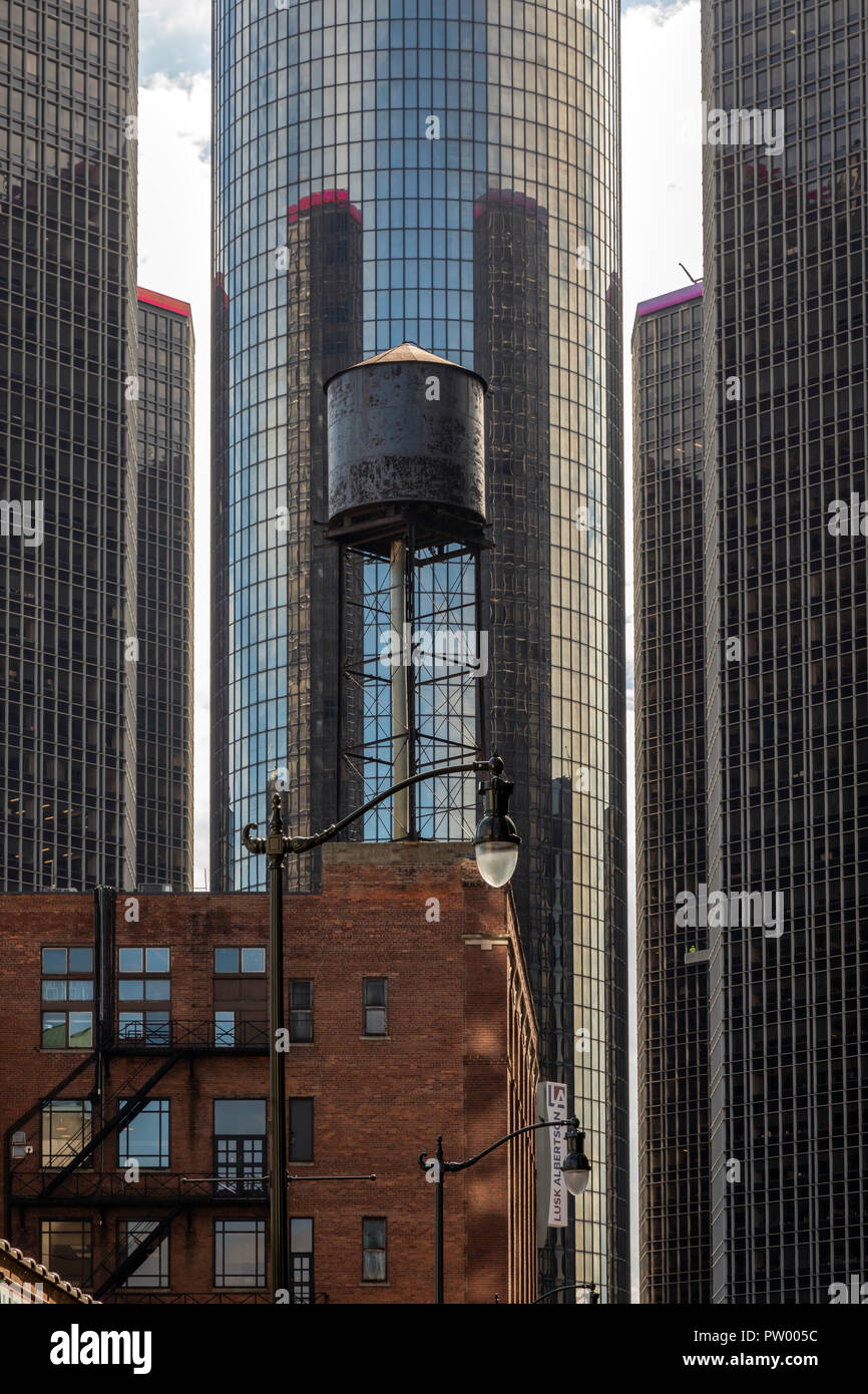 Detroit, Michigan - A water tower on an older building near the ...