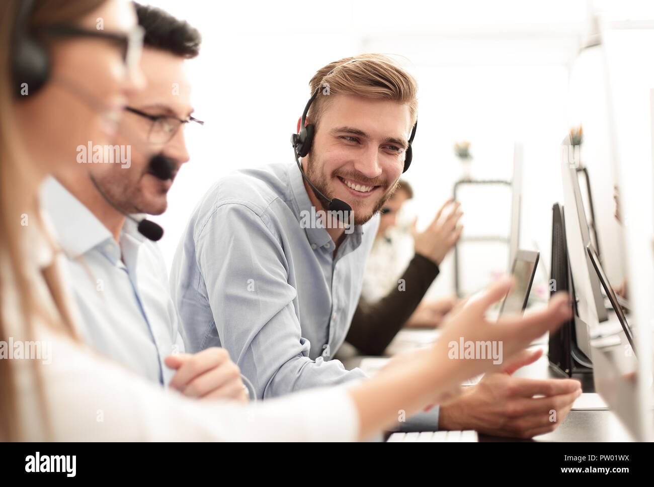 Staff discuss hi-res stock photography and images - Alamy