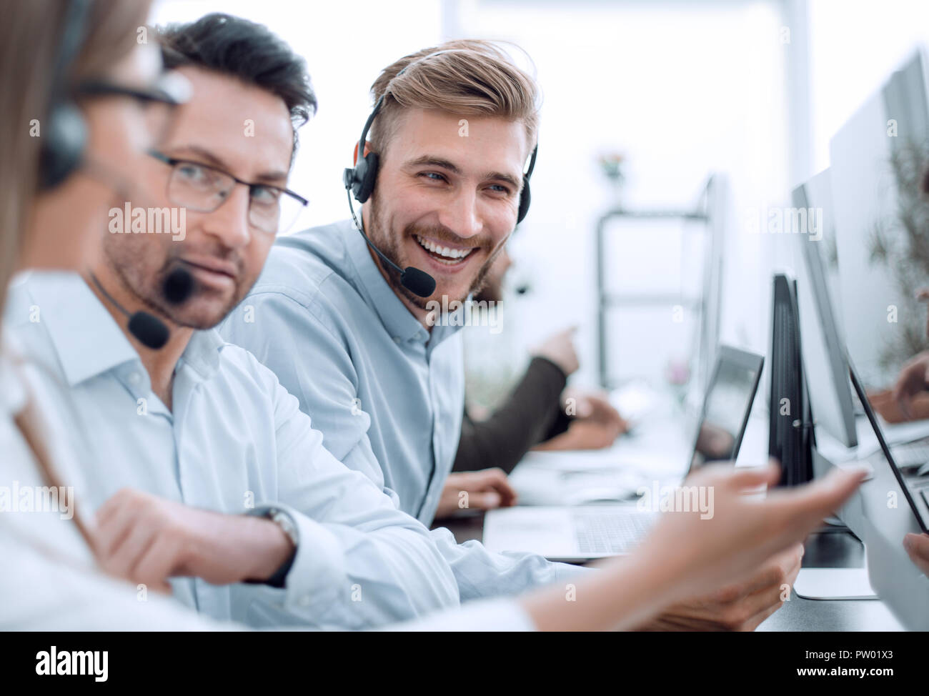 Staff discuss hi-res stock photography and images - Alamy