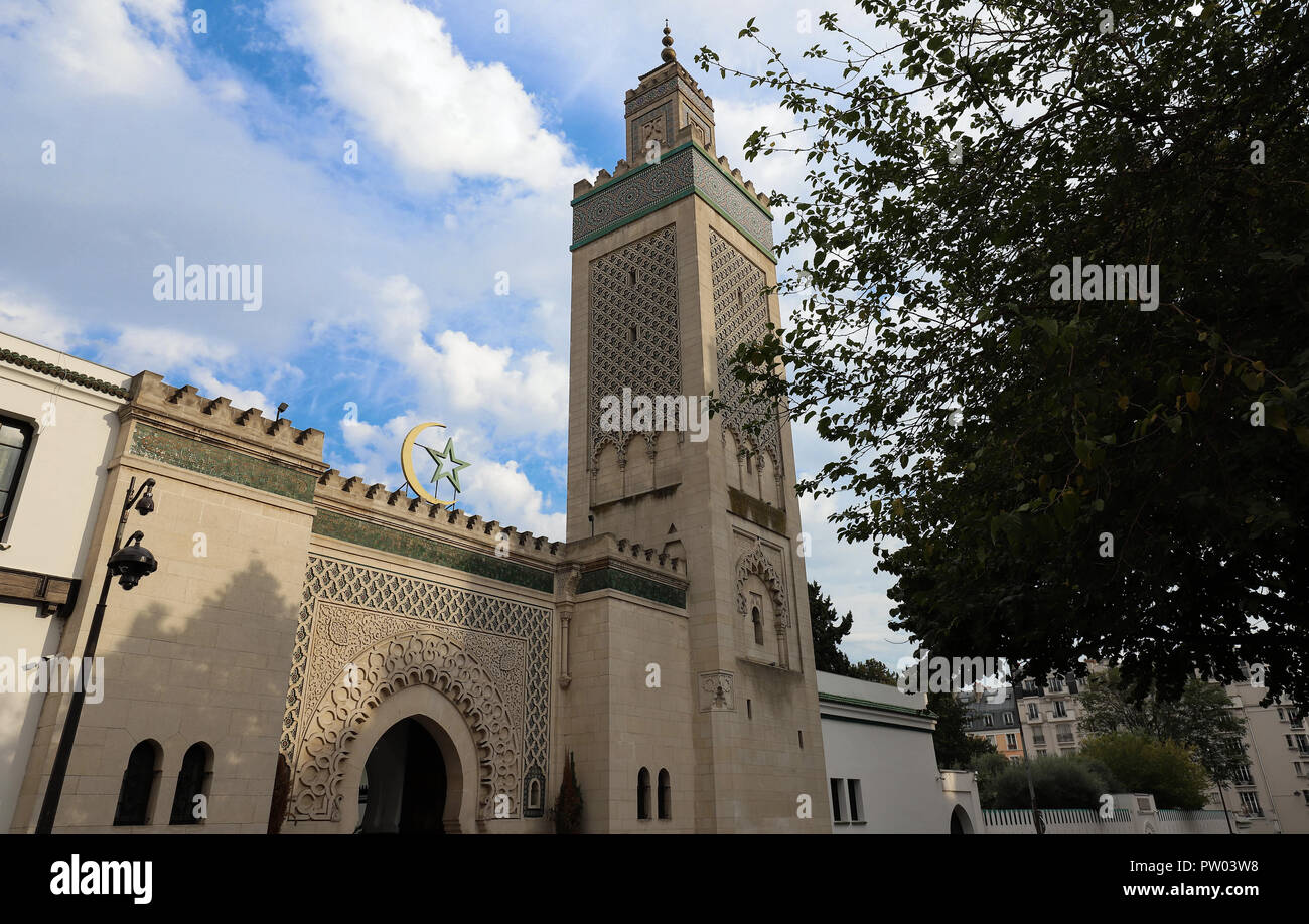 Great Mosque of Paris - Muslim temple in France Stock Photo - Alamy