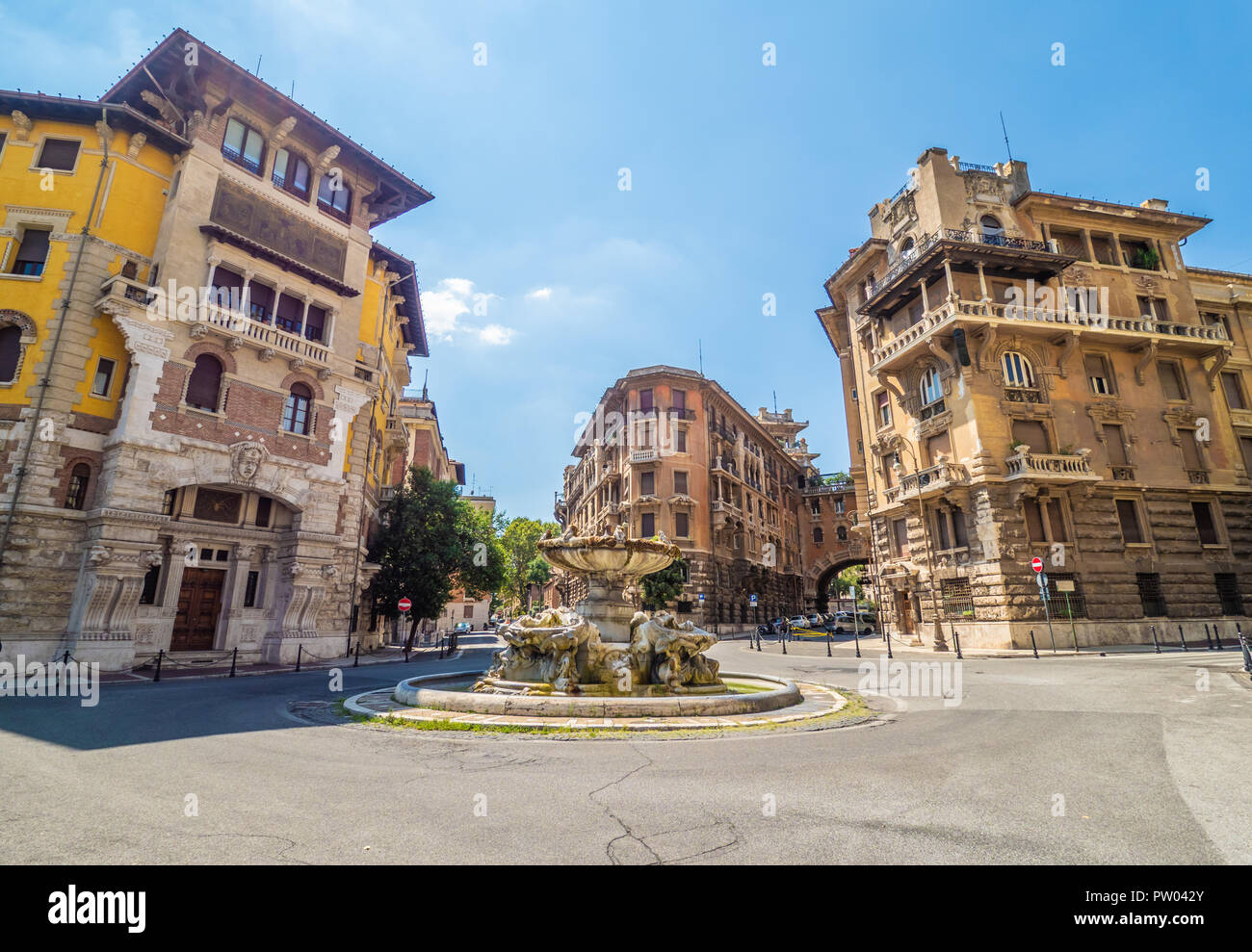 Coppede quarter hi-res stock photography and images - Alamy