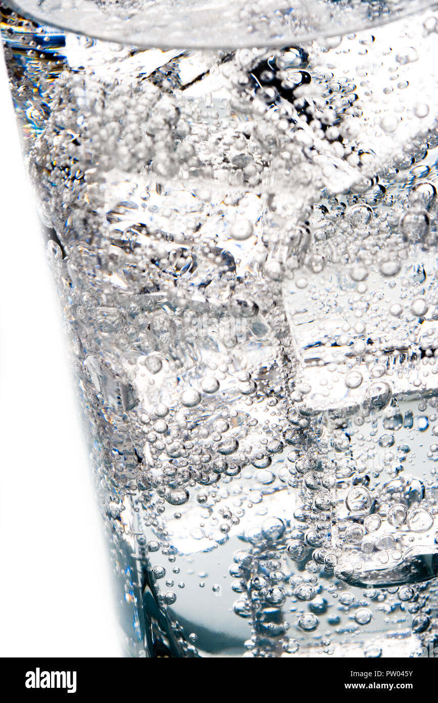 Bubbles in a glass hi-res stock photography and images - Alamy
