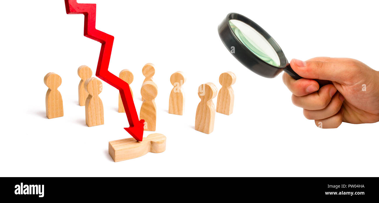 Magnifying glass is looking at the red arrow cleaves the person in ...