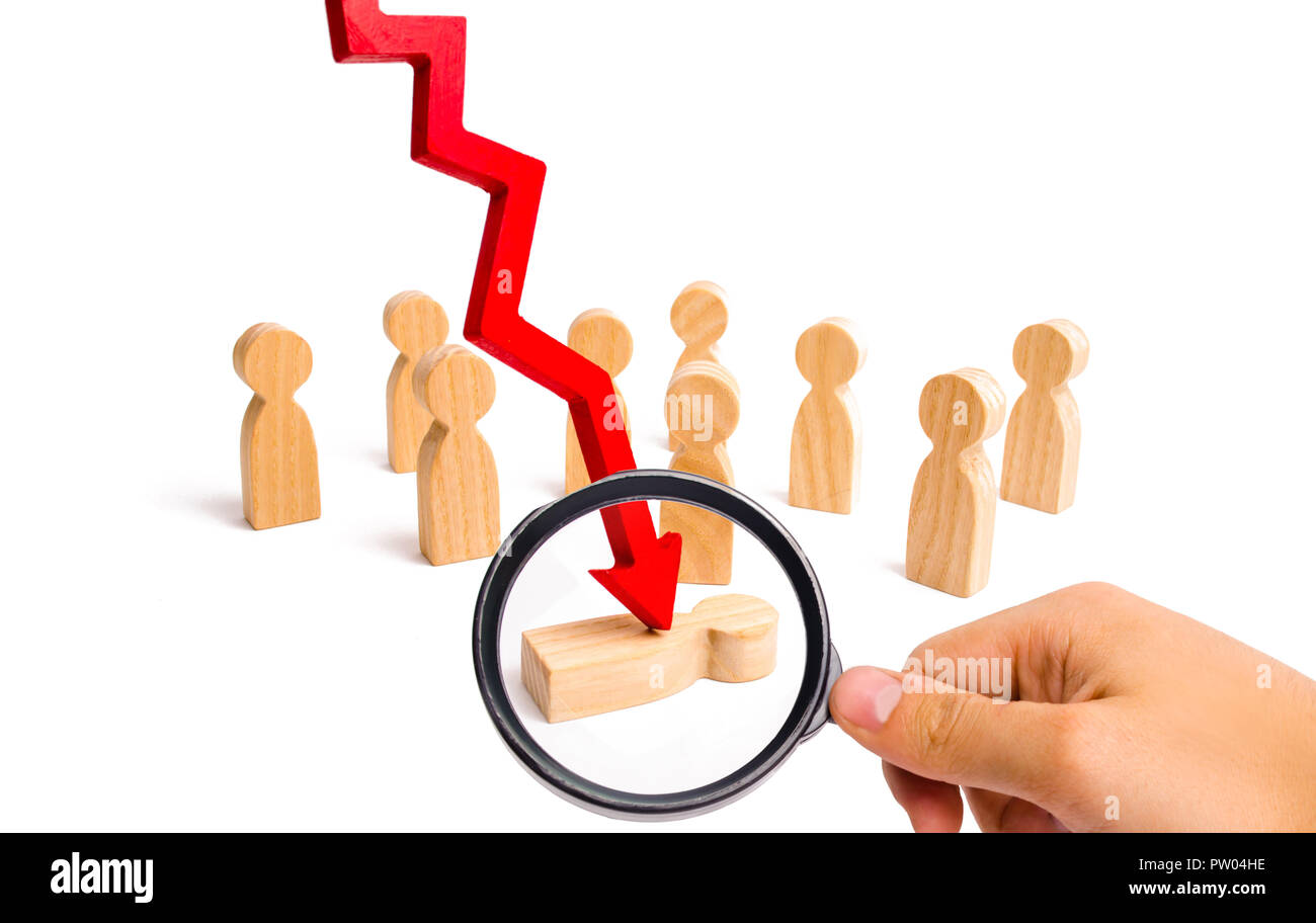 Magnifying glass is looking at the red arrow cleaves the person in ...