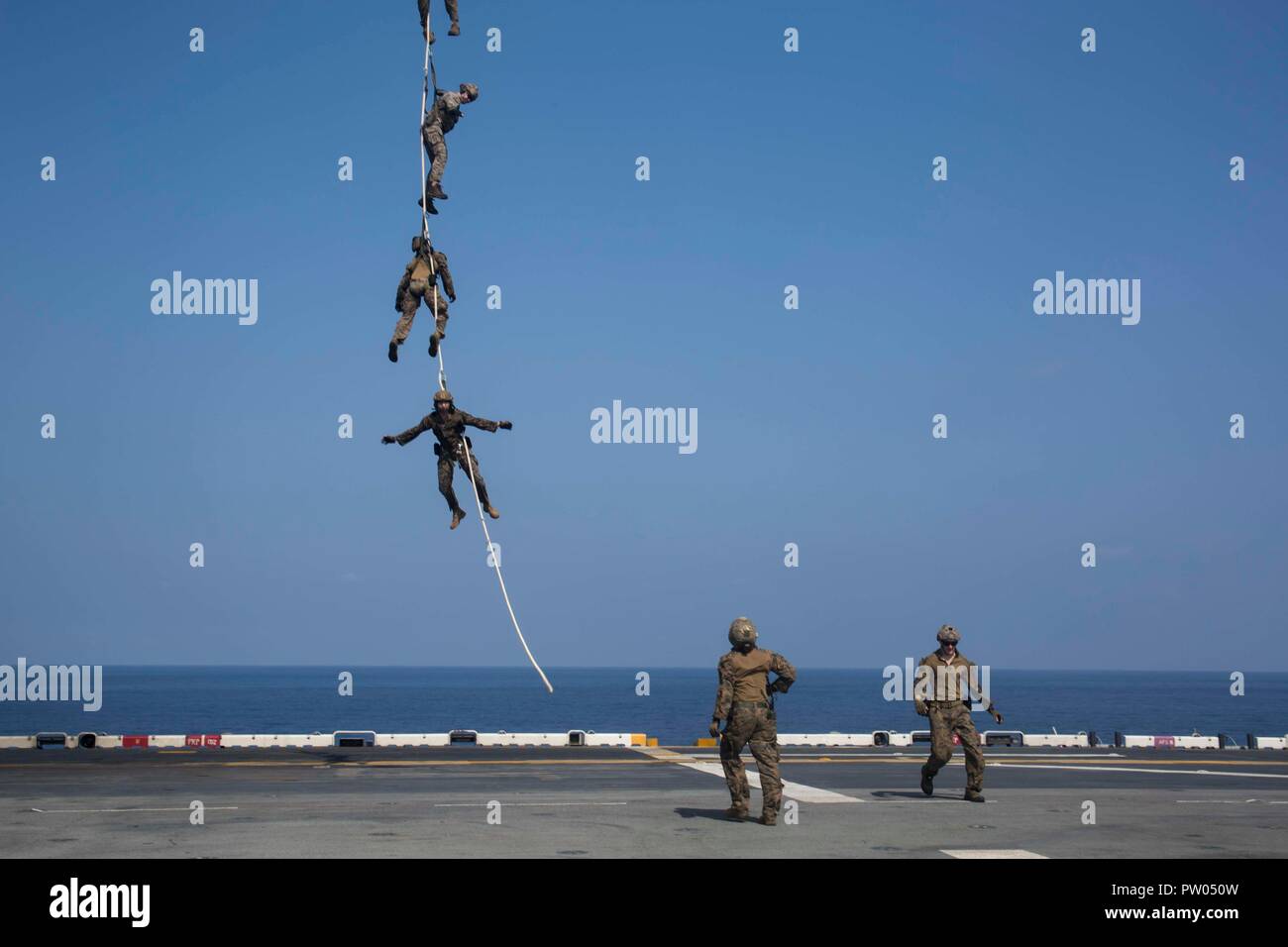 Spie rigging hi-res stock photography and images - Alamy