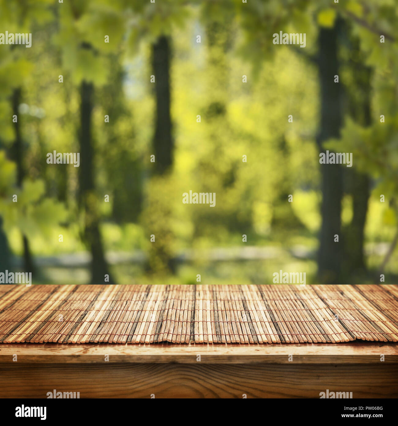 Empty table for display montages Stock Photo - Alamy
