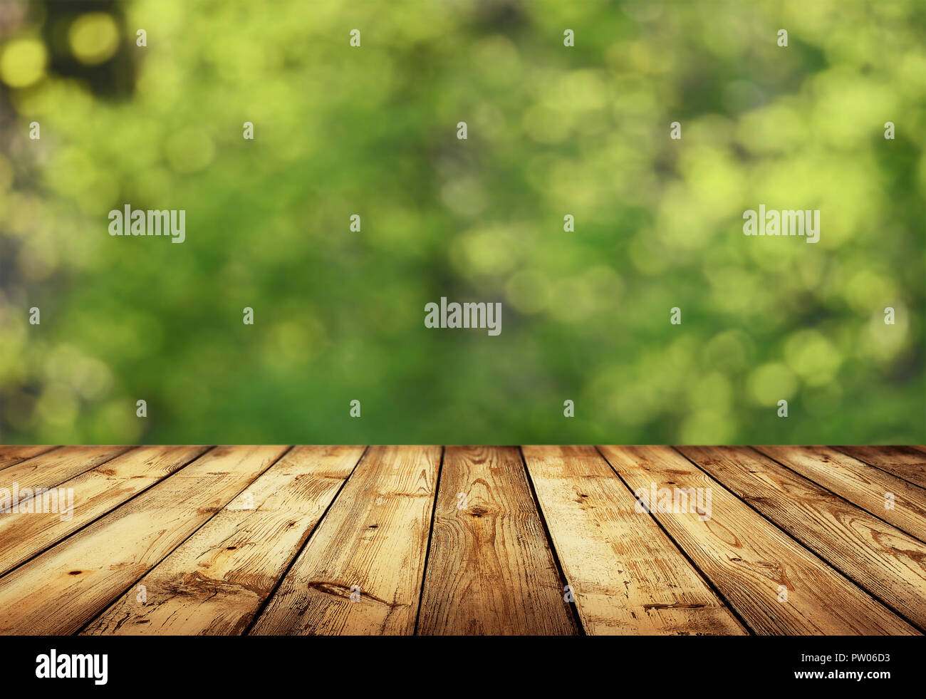 Empty table for display montages Stock Photo - Alamy