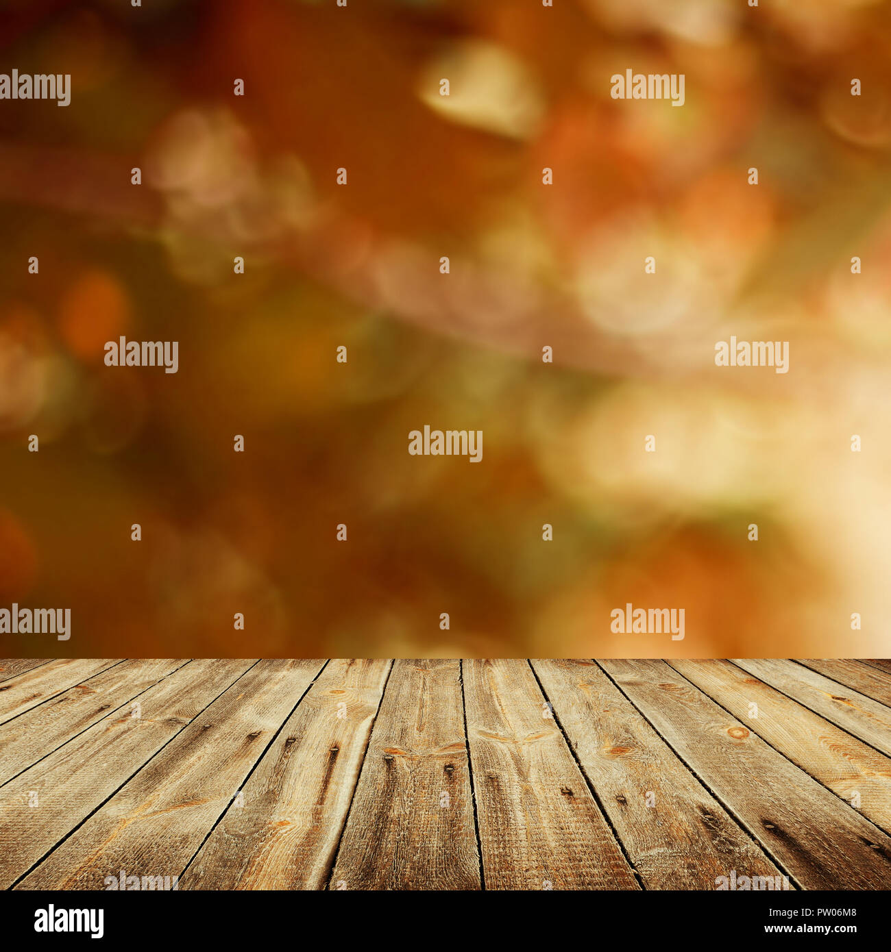 Empty table for display montages Stock Photo - Alamy