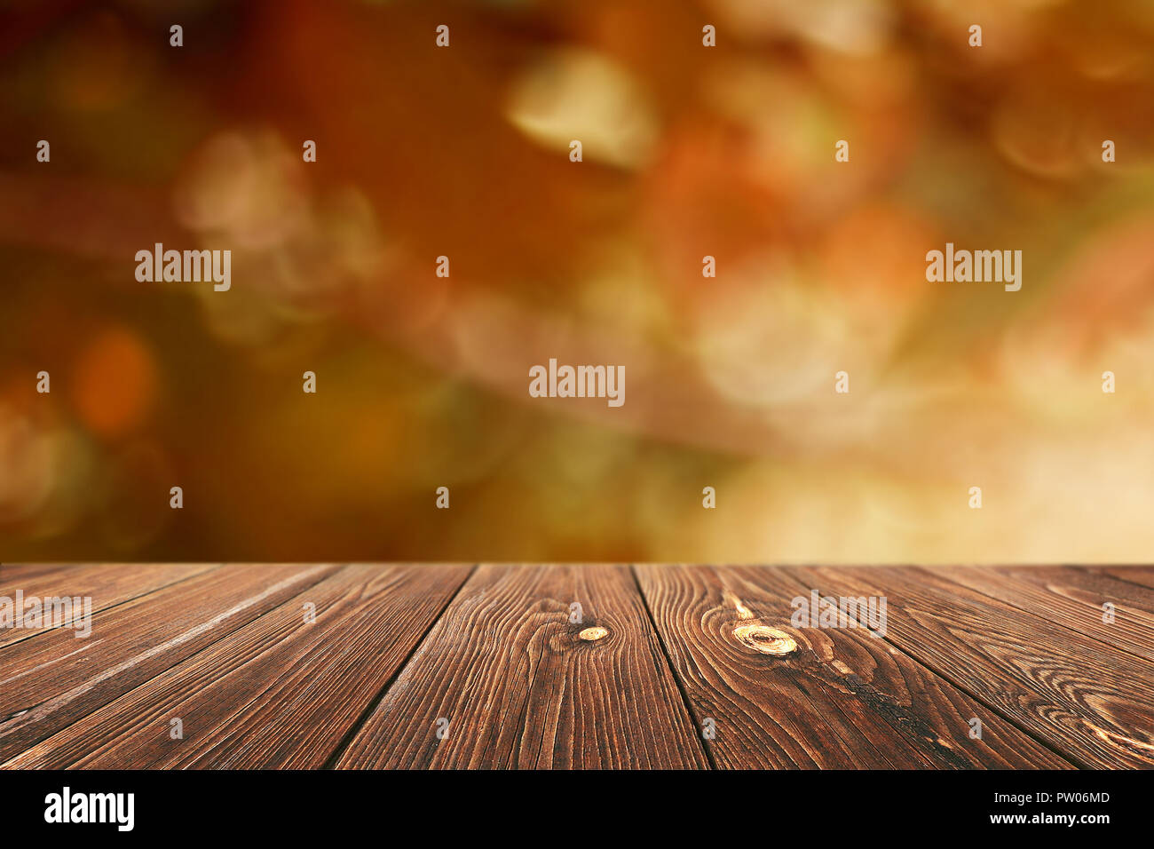 Empty table for display montages Stock Photo - Alamy