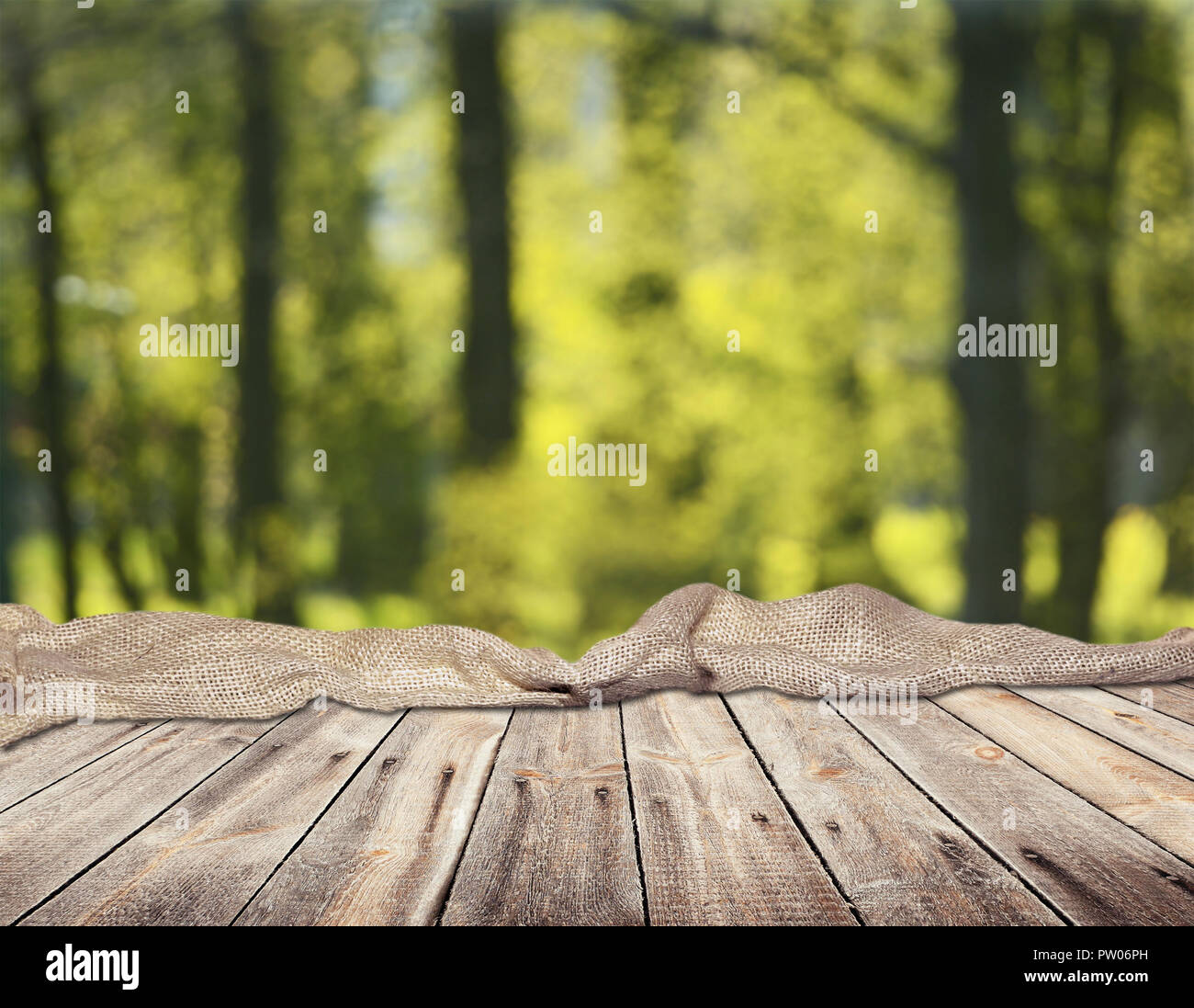 Empty table for display montages Stock Photo - Alamy