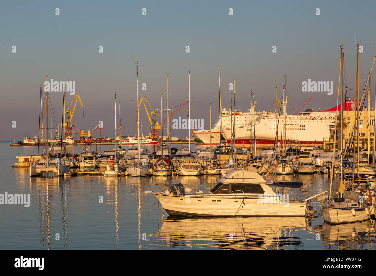 Heritage of crete hi-res stock photography and images - Alamy