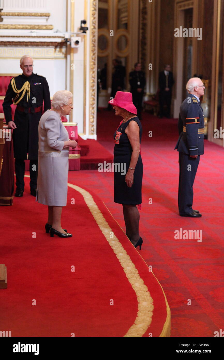 Kate ( Kathryn) Adie from Cerne Abbas is made a CBE (Commander of the ...