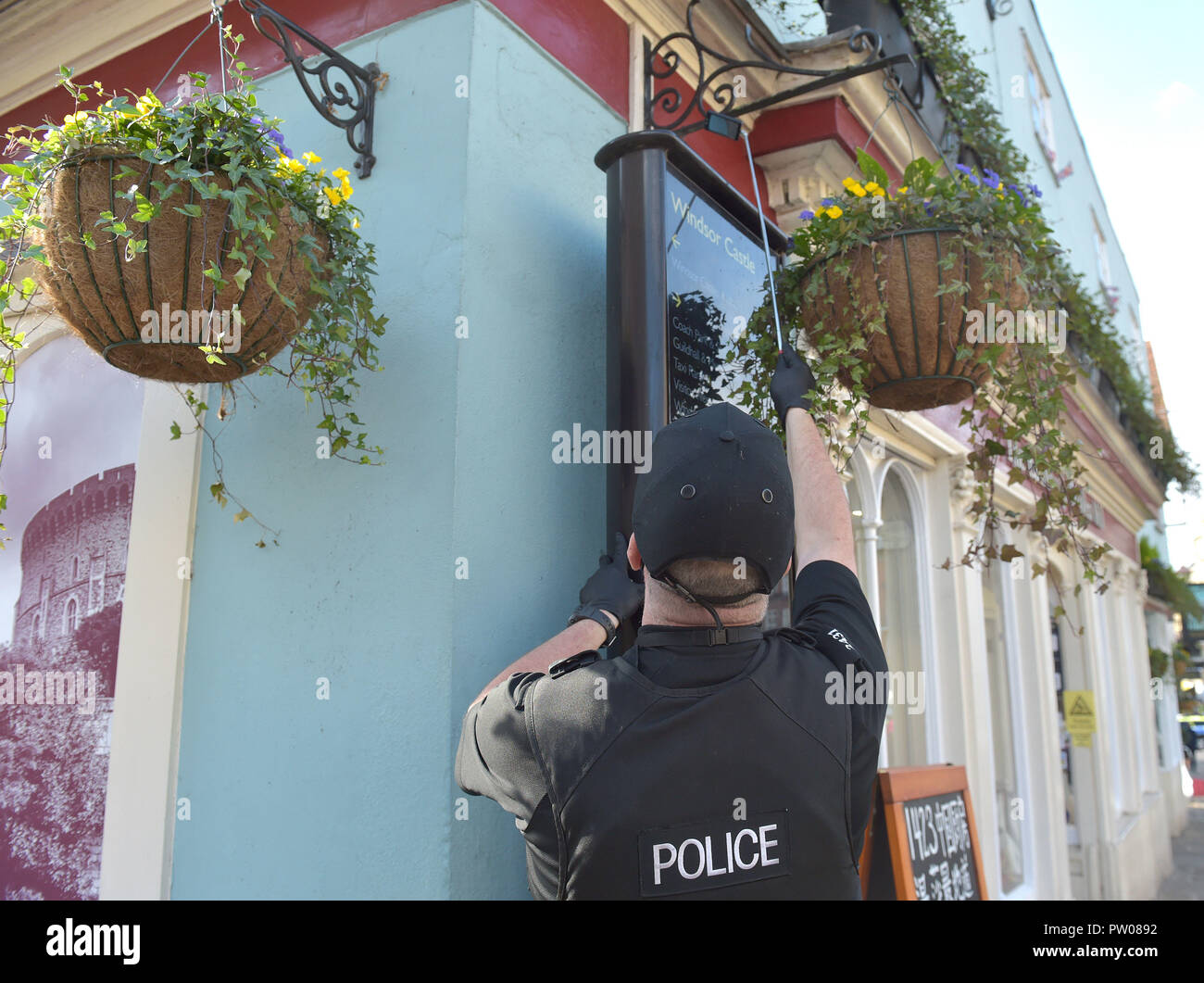 Police conduct security searches hi-res stock photography and images ...