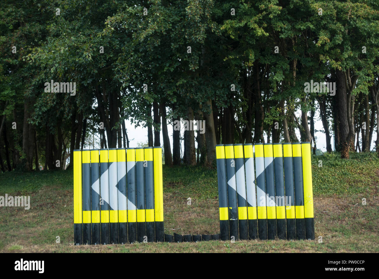 Roundabout sign hi-res stock photography and images - Alamy