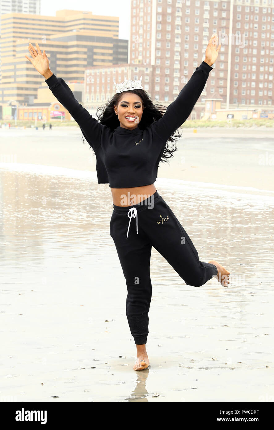 Nia imani franklin hi-res stock photography and images - Alamy