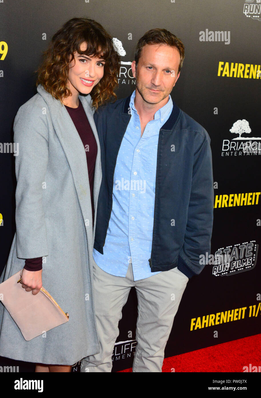 Breckin meyer hi-res stock photography and images - Alamy