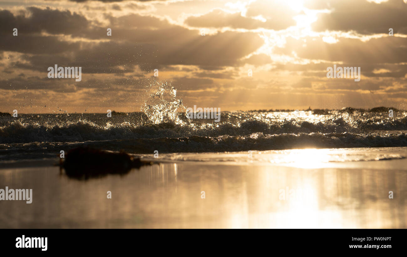 A beautiful sunset paragraph hi-res stock photography and images - Alamy