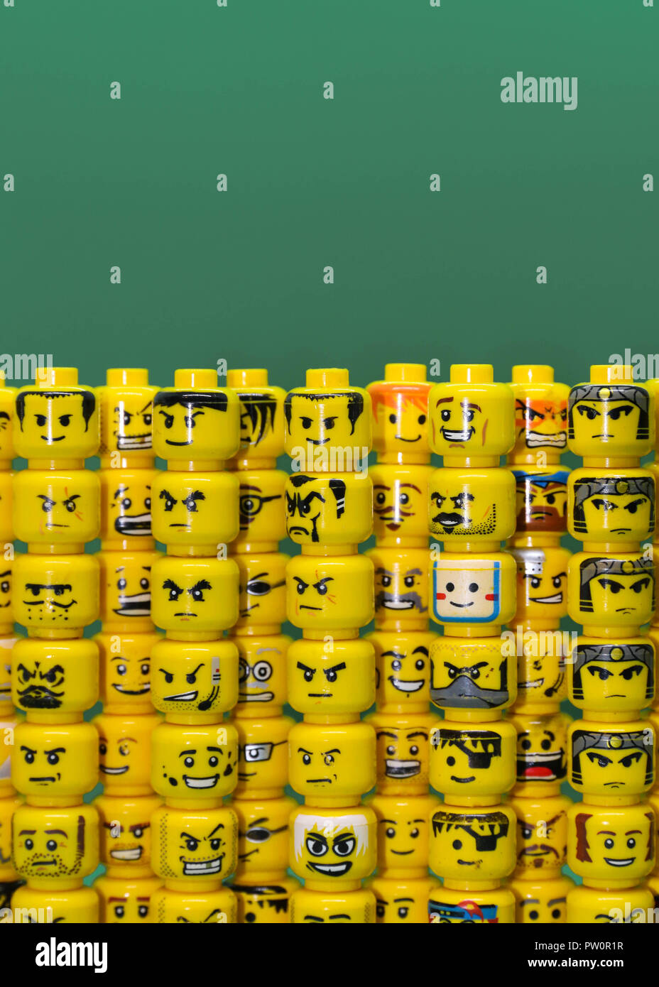 LEGO yellow minifigure head mix bundle job lot Stock Photo - Alamy