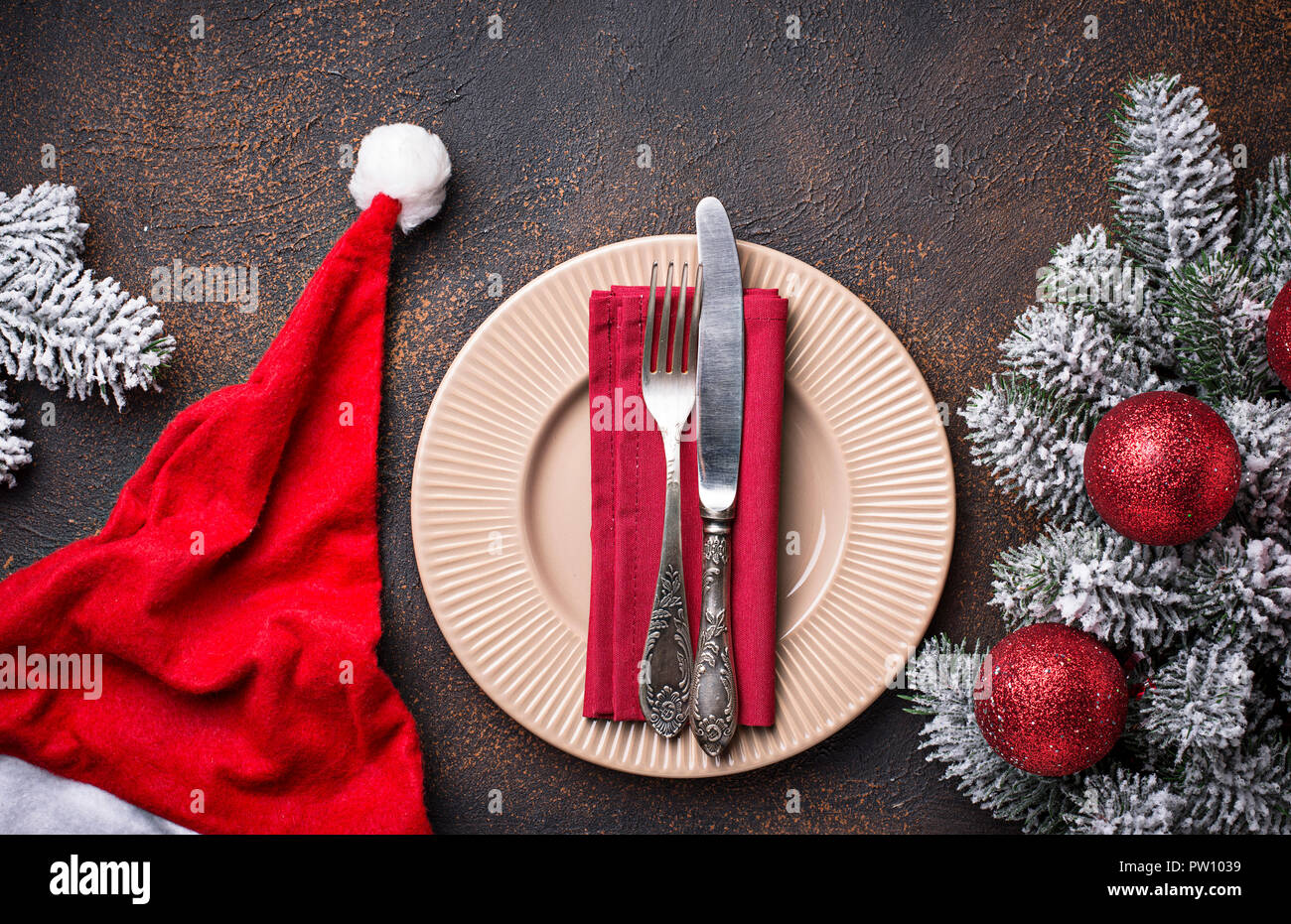Christmas or New year festive table setting Stock Photo - Alamy