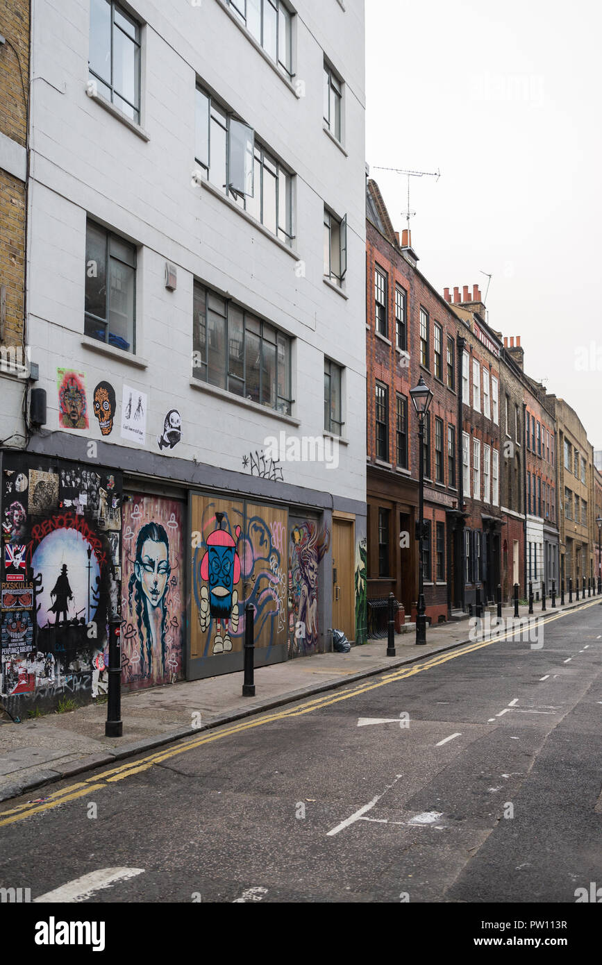 Georgian terraced buildings in Princelet Street, Spitalfields, London ...
