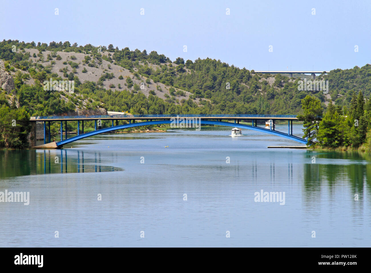 Arch bridge over Krka river in Croatia Stock Photo - Alamy