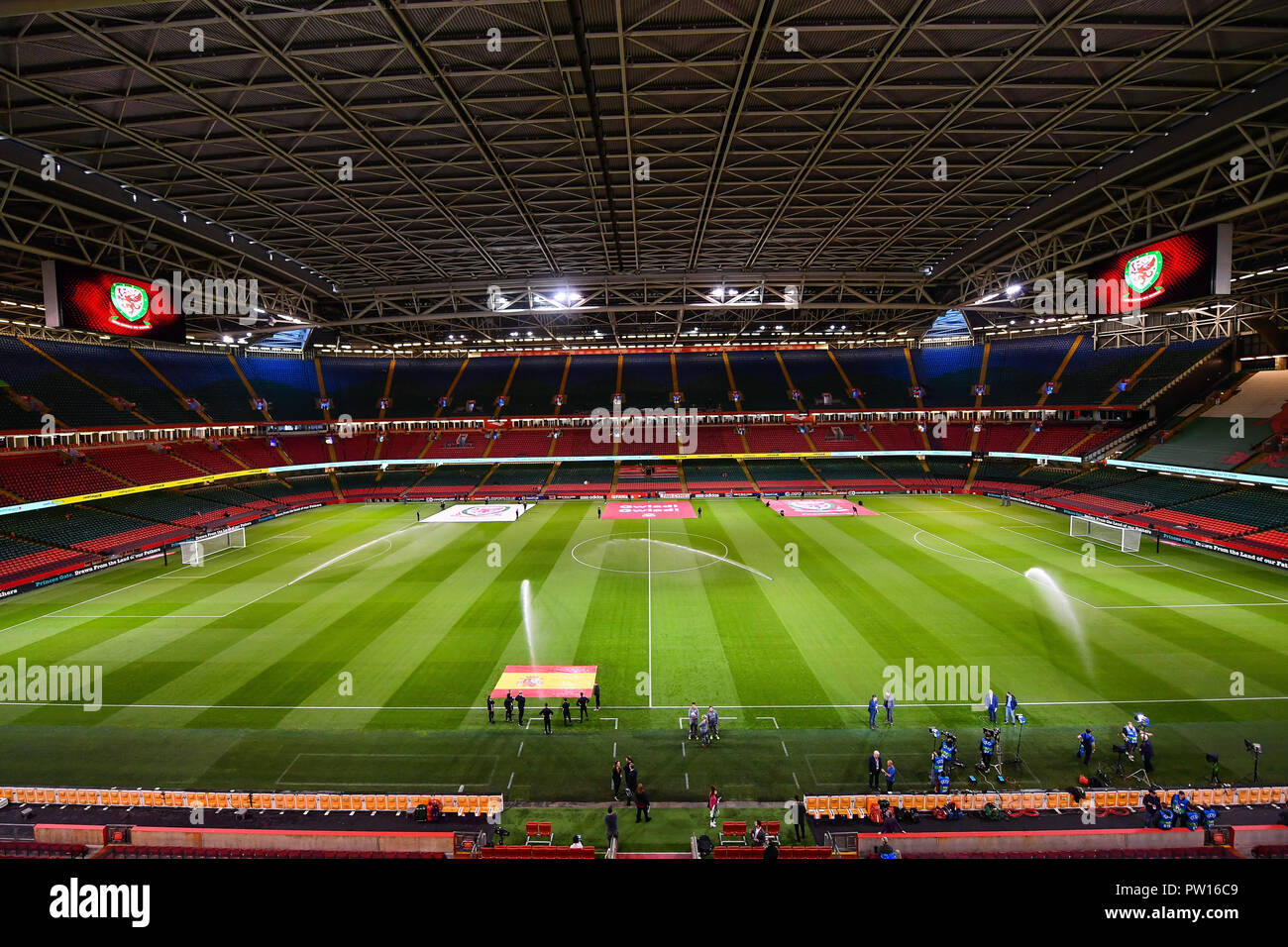 Principality stadium hi-res stock photography and images - Alamy