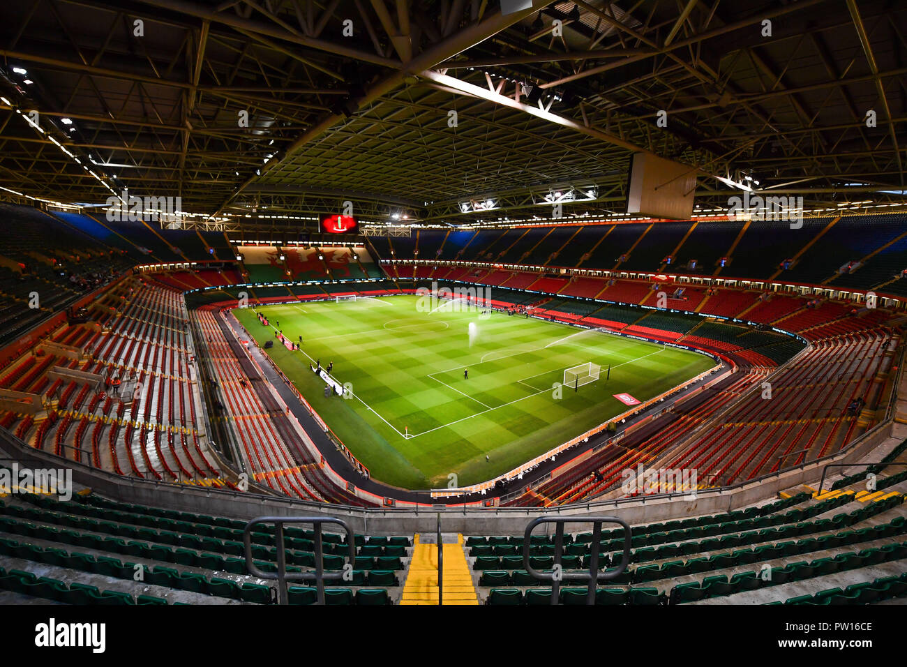 Principality stadium hi-res stock photography and images - Alamy